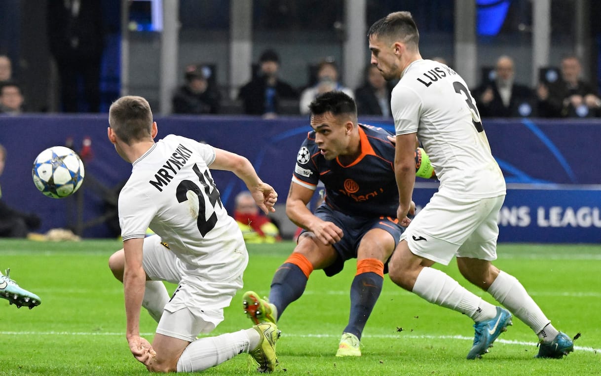 Inter Kairat 2-1, gol e highlights: la squadra di Chivu resta a ...