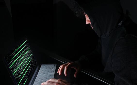 Fallito attacco hacker a siti di ministeri e Polizia postale | Sky TG24