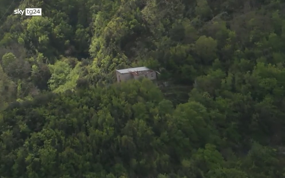 Disastro della funivia del Monte Faito, quattro indagati | Sky TG24