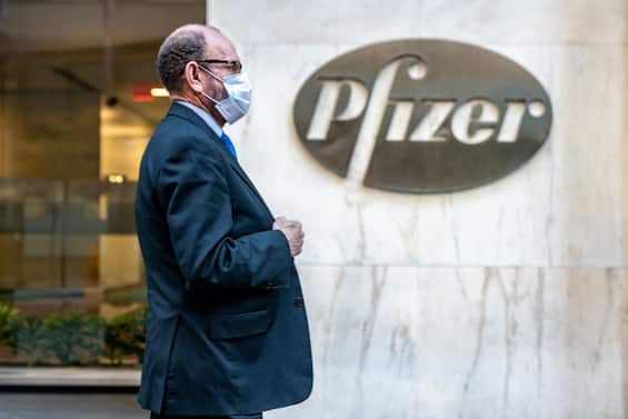 Pfizer, in sperimentazione terza dose del vaccino anti-Covid con ...