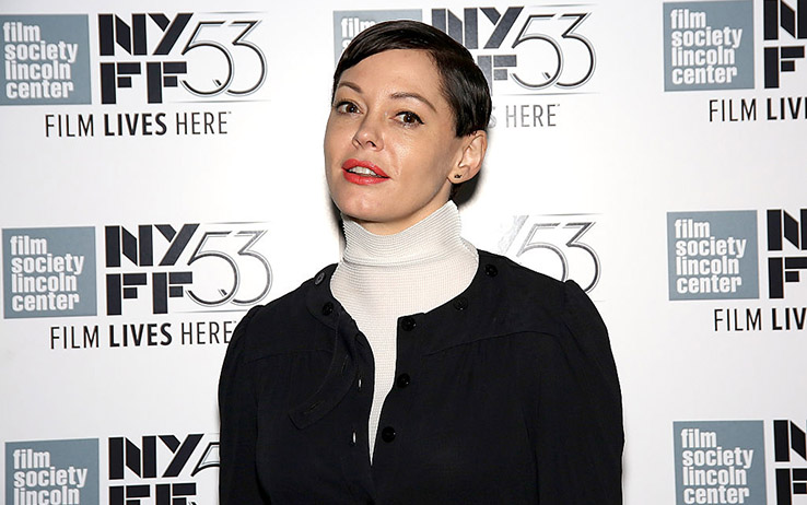 Rose McGowan compie 50 anni, la carriera di una diva d’altri tempi | Sky TG24