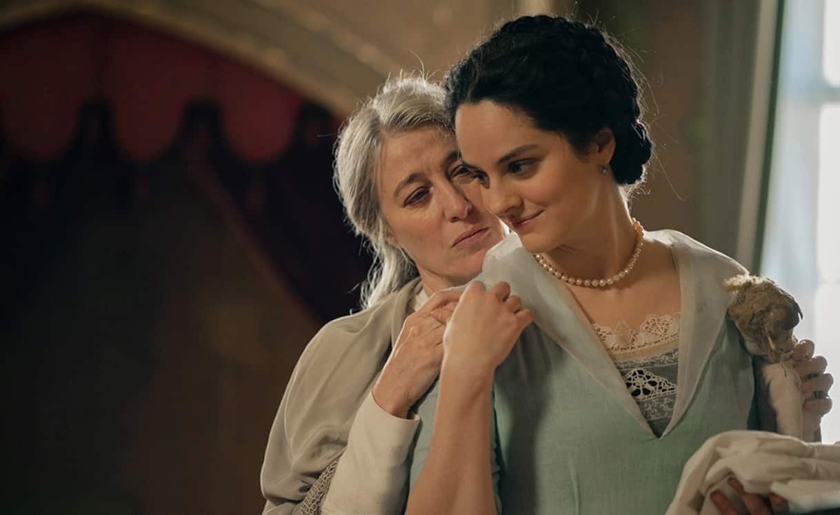 Duse, trama e recensione del film di Pietro Marcello con Valeria Bruni ...