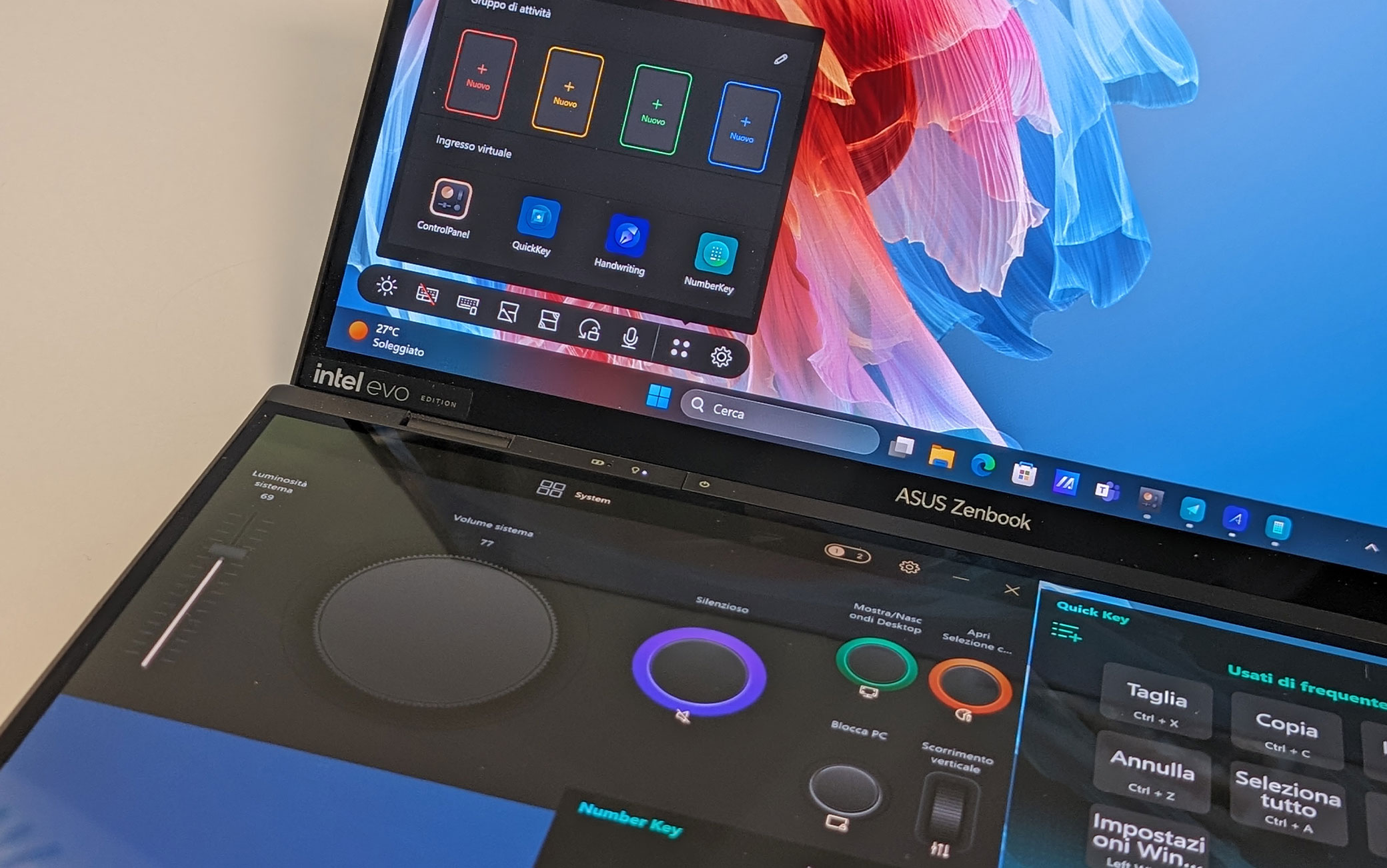 Recensione laptop con due schermi Asus Zenbook Duo | Sky TG24