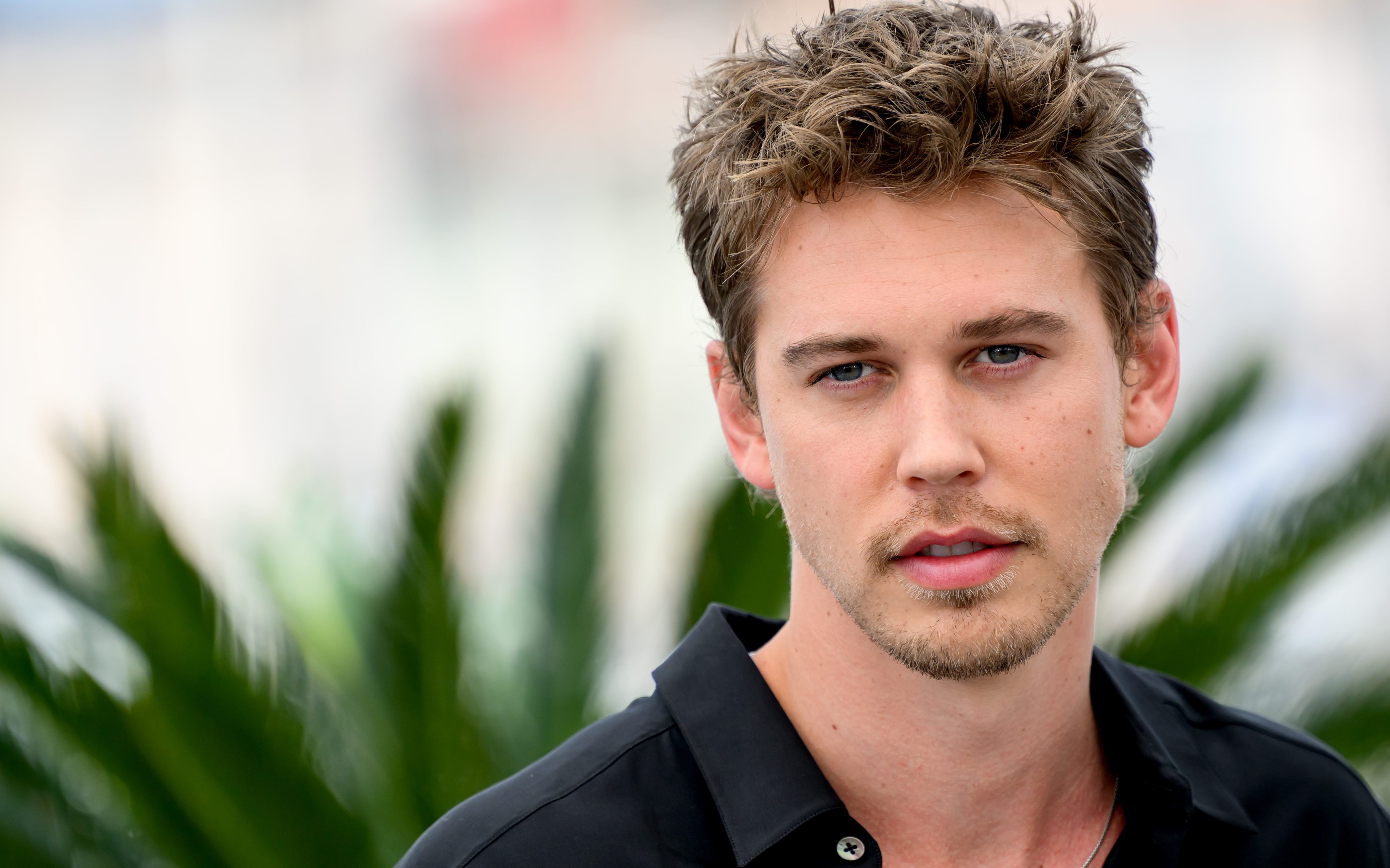 Emily Ratajkowski e Austin Butler avvistati insieme a New York I Sky TG24