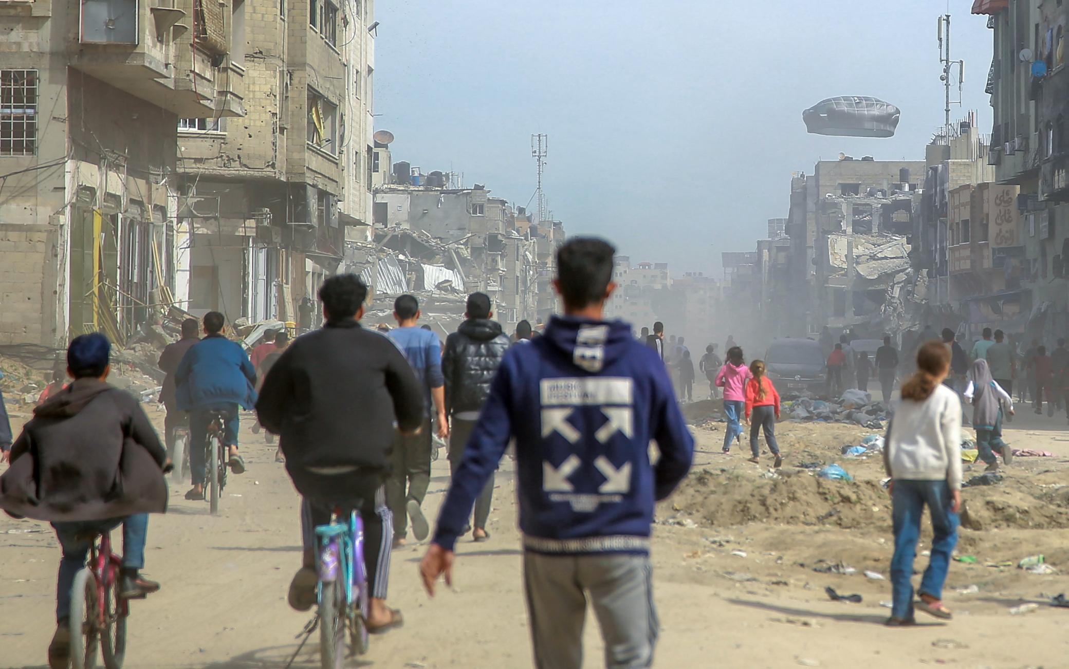 Guerra a Gaza, gli aiuti umanitari dal cielo non bastano. Onu: 'Carestia quasi inevitabile ...