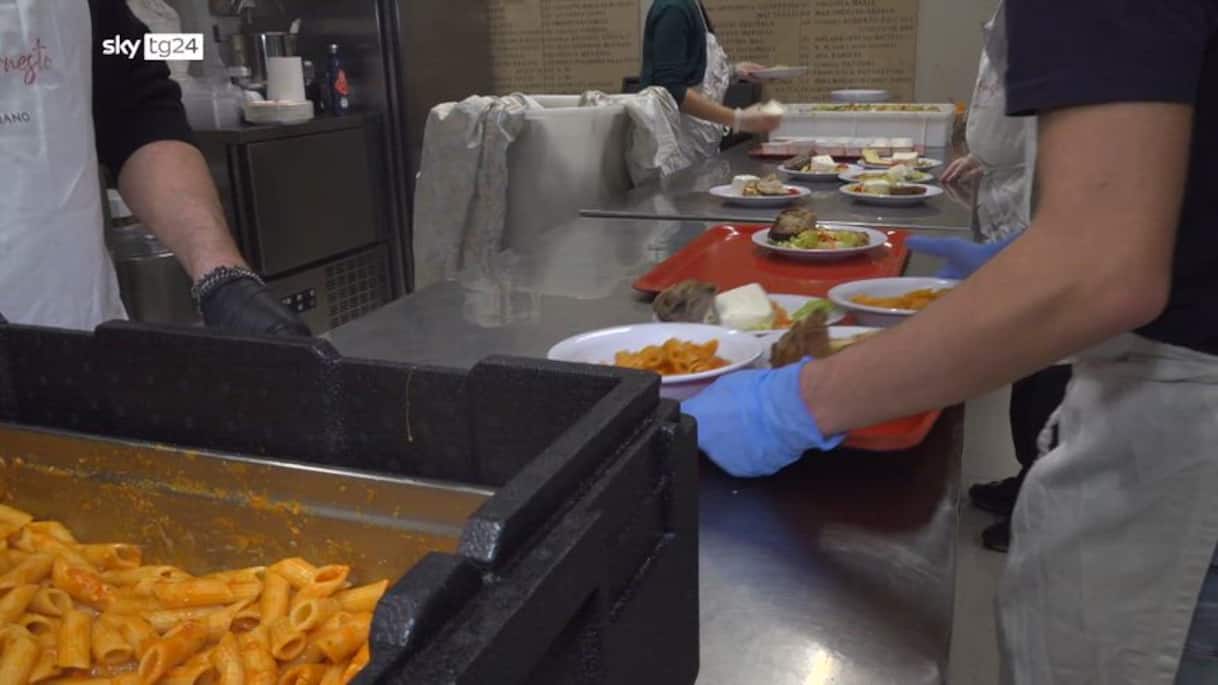 Bologna, Antoniano: 18-30 anni i nuovi poveri | Video Sky TG24