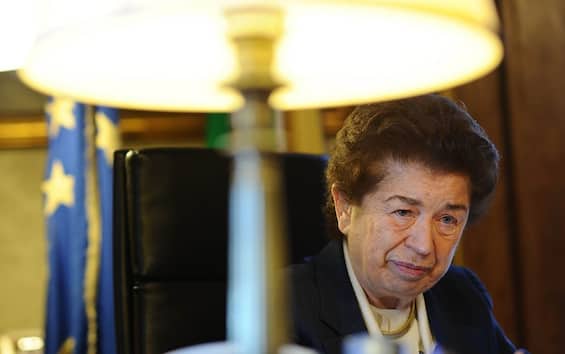 Rosa Russo Iervolino, la notizia della morte, poi la smentita del ...