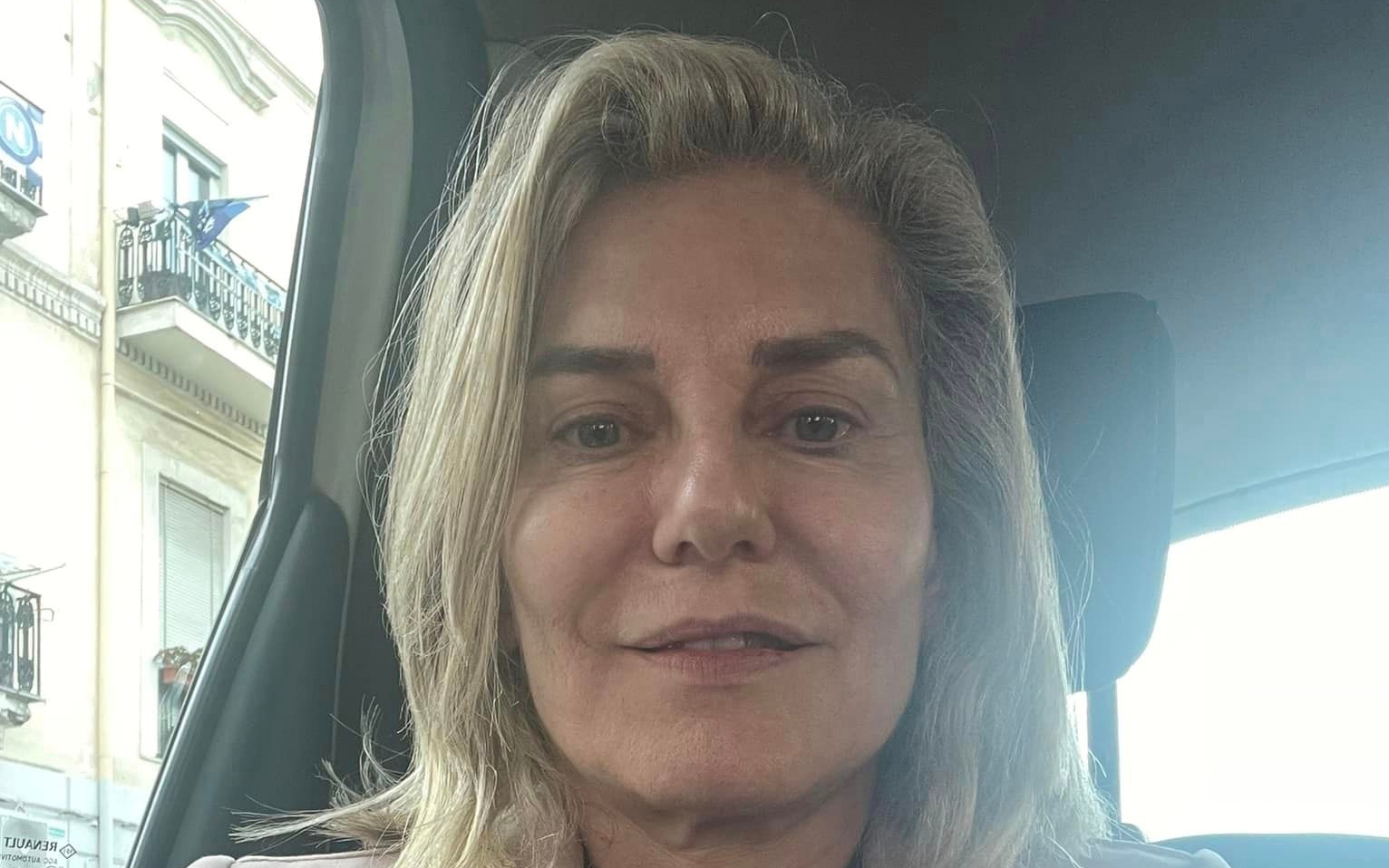 Chi è Elena Basile, querelata da Liliana Segre per le accuse sui ...