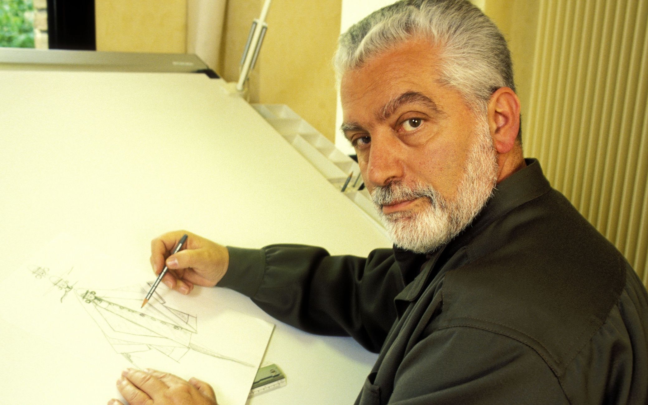 Beauty, Gigi Hadid è il nuovo volto di Million Gold For Her, la ...