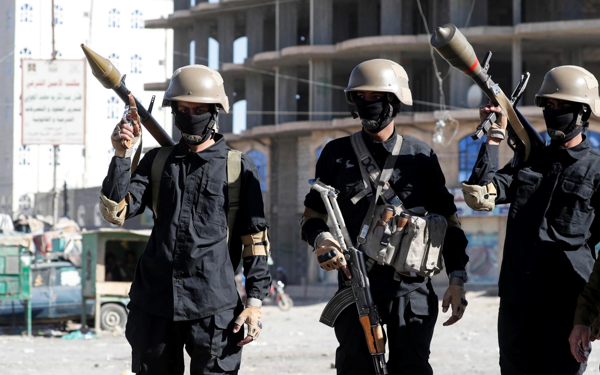 Mar Rosso, missione navale Ue contro gli attacchi Houthi dallo Yemen ...