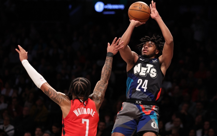 NBA, Wembanyama da impazzire: movimento Bodiroga e canestro in faccia a ...