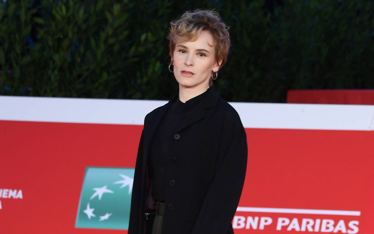 Black out - vite sospese, il cast della serie TV mistery con Alessandro ...