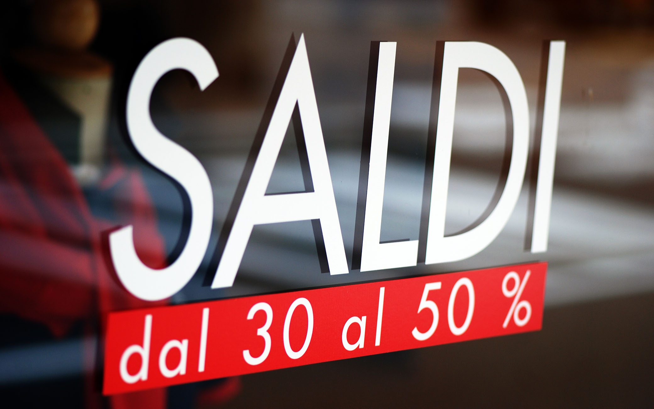 Saldi, si parte oggi dalla Val D'Aosta. Dal 4 gennaio in tutta Italia ...