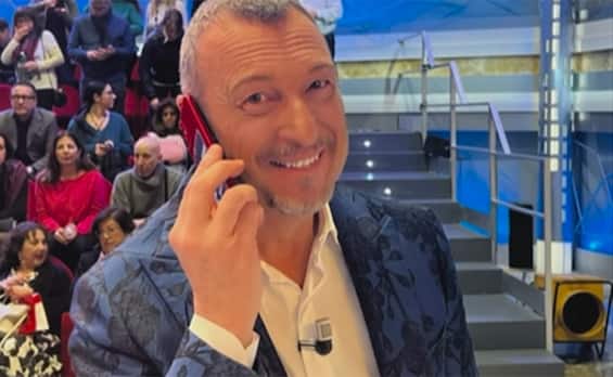 Amadeus, l'addio alla Rai in un post: 'Tutto fantastico'. Il post su ...