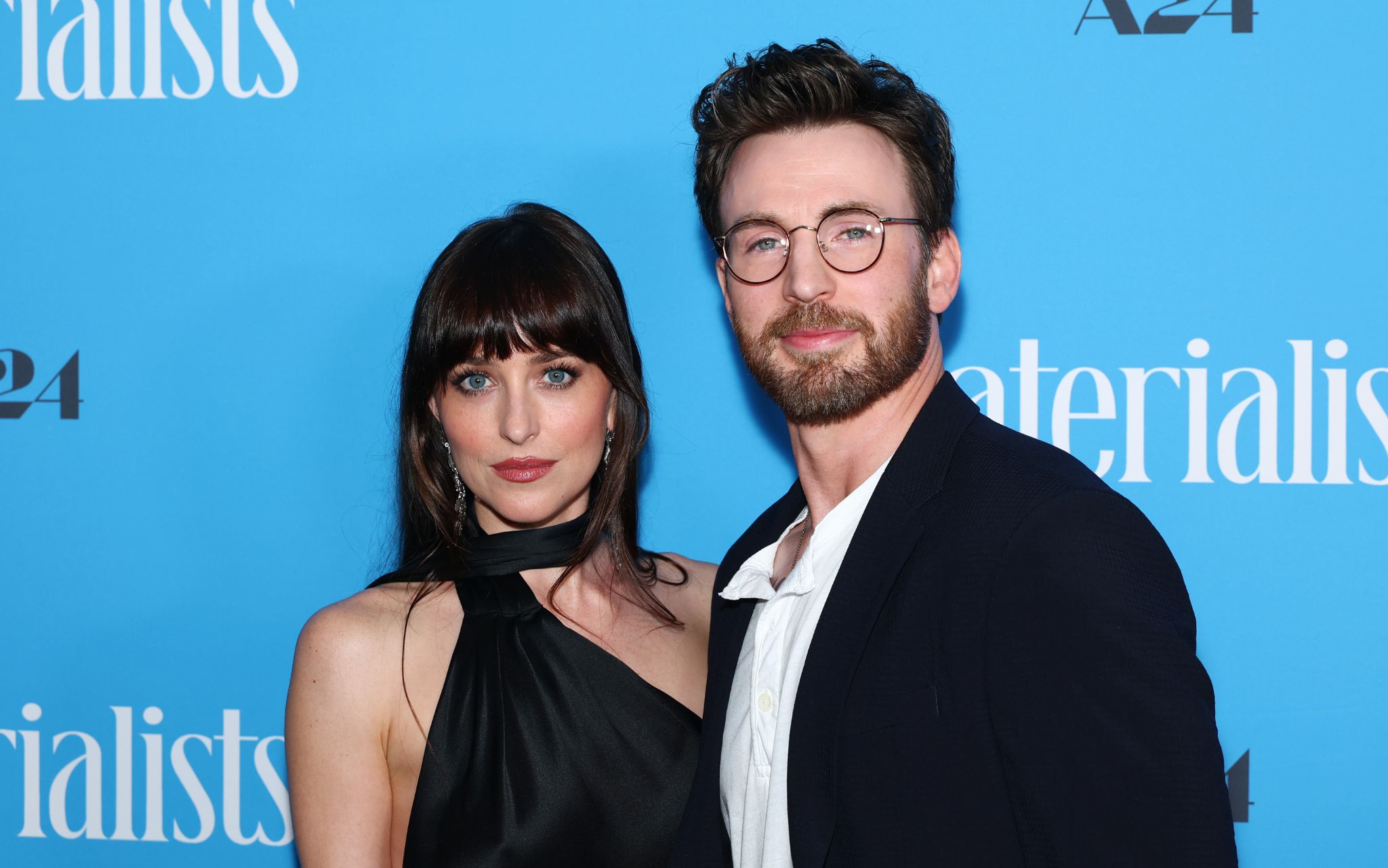 Materialists, Dakota Johnson e Chris Evans alla première del film a New ...