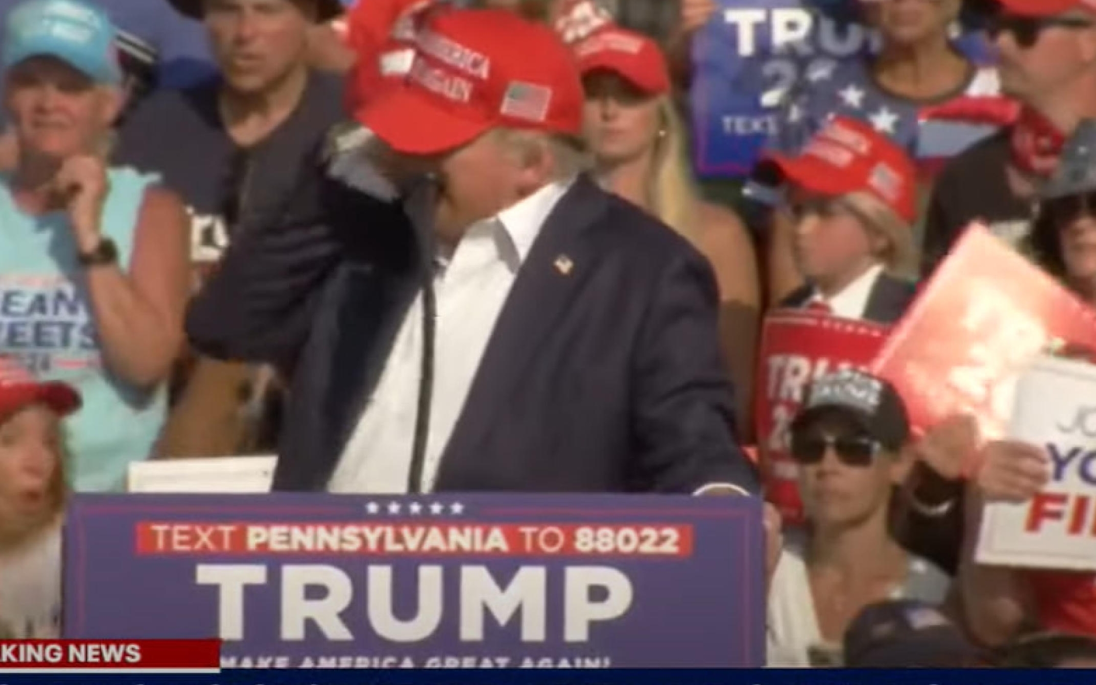 Spari contro Trump a un comizio in Pennsylvania: ferito | Sky TG24