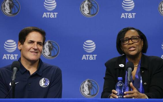 NBA, ecco Cynthia Marshall, la nuova CEO chiamata a ripulire i Dallas ...