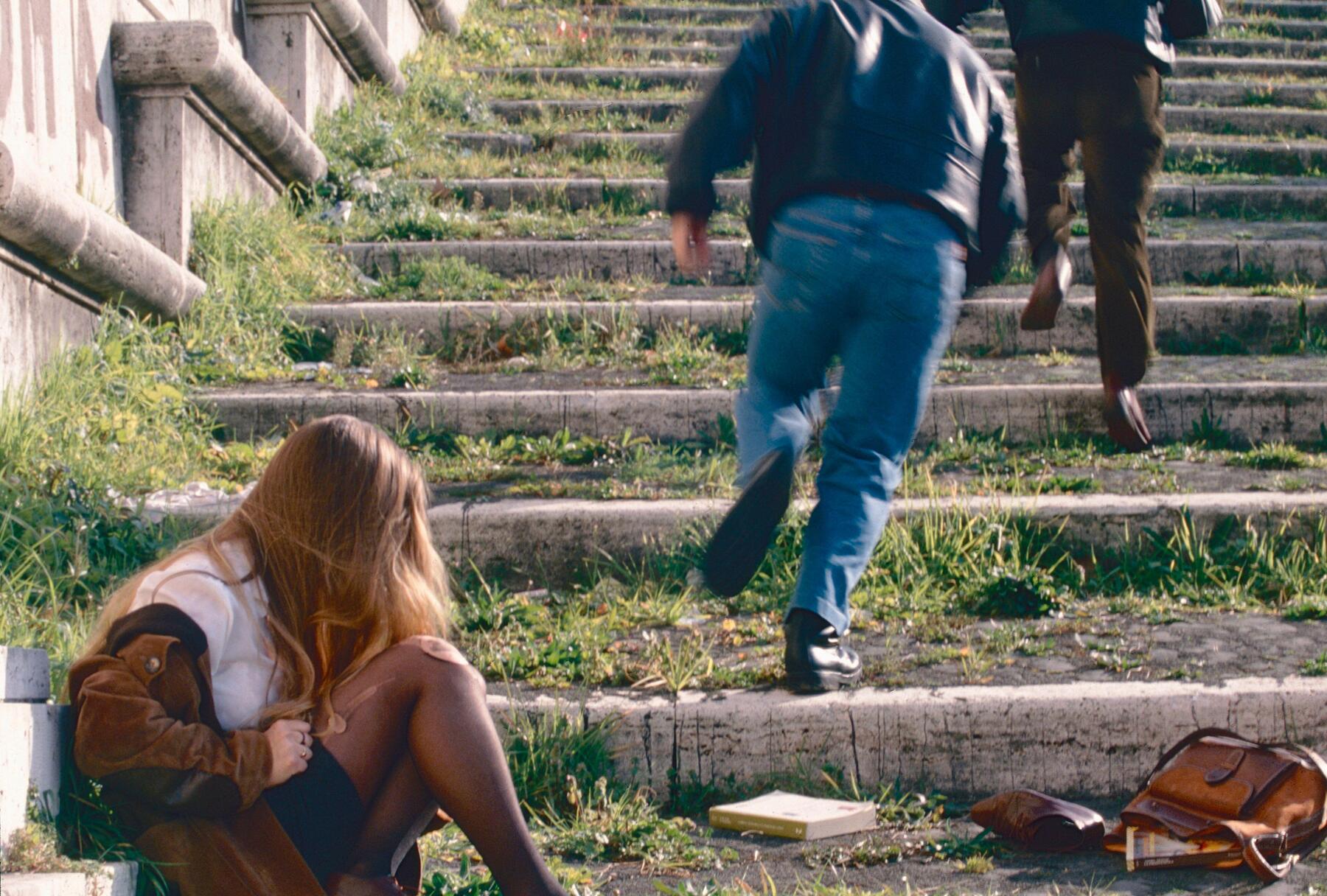 Gesto antiviolenza, qual è il segnale d'aiuto per le donne in pericolo ...