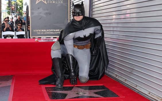 Batman riceve la stella sulla Walk of Fame di Hollywood ed entra nei ...