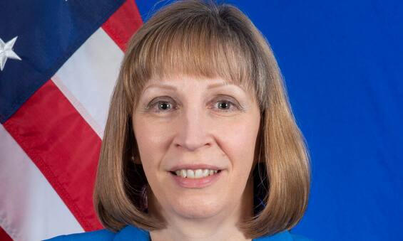 Biden nomina Lynne M. Tracy nuova ambasciatrice Usa a Mosca | Sky TG24