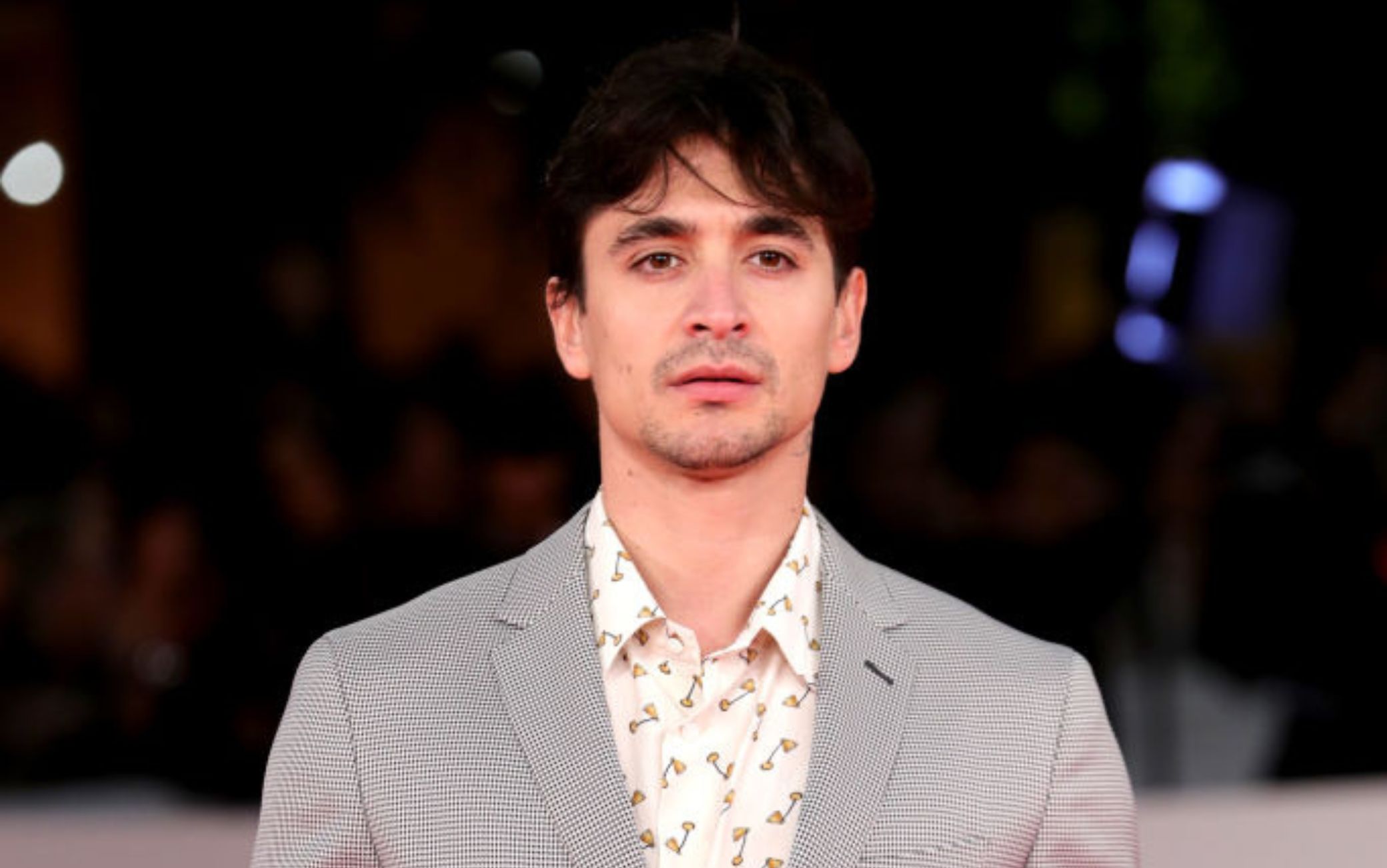 Briganti, il cast della serie tv Netflix con Michela De Rossi e Ivana ...