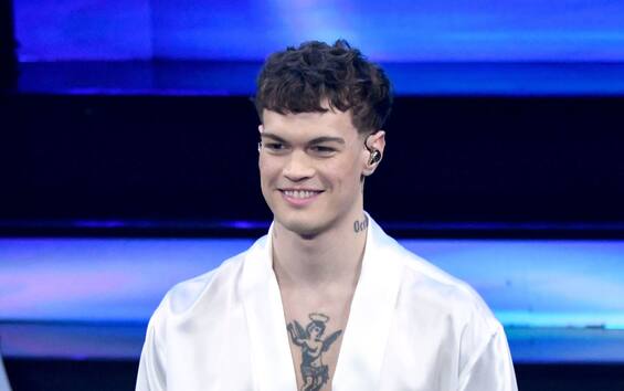 Blanco duetta con Mina nella canzone di lancio del nuovo album