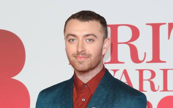 Sam Smith annuncia la nuova canzone 'Gimme' con Koffee e Jessie Reyez
