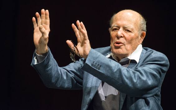 Marcel Ophuls, il regista del documentario The Sorrow and the Pity è ...