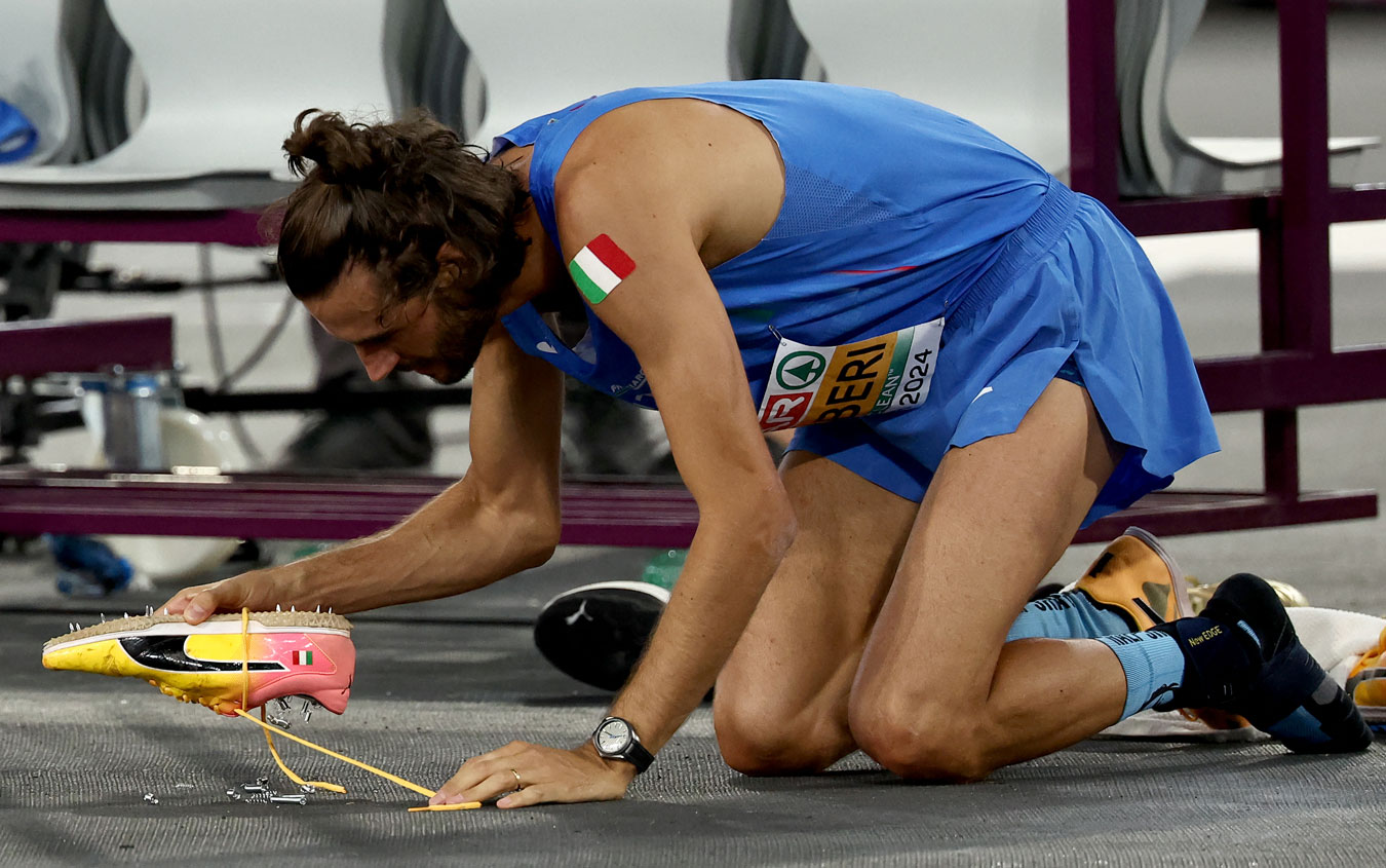 Tamberi oro nel salto in alto: lo show dopo la vittoria | Sky Sport