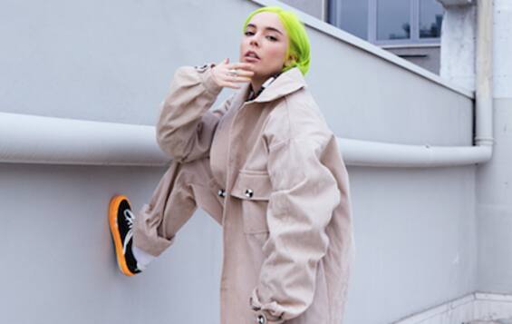 Claudym canta quel tempo che è solo hic et nunc, e che toglie il sonno ...