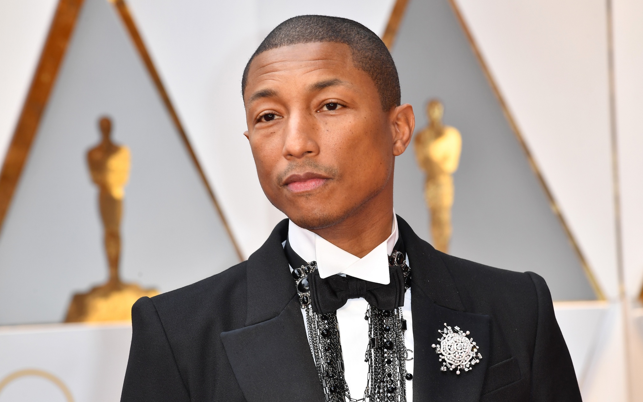 Pharrell Williams compie 50 anni. Le tappe di una carriera da record ...