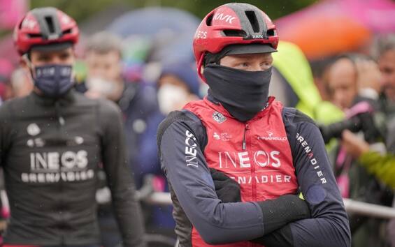 Giro d'Italia, Geoghegan Hart cade e si ritira: le news | Sky Sport