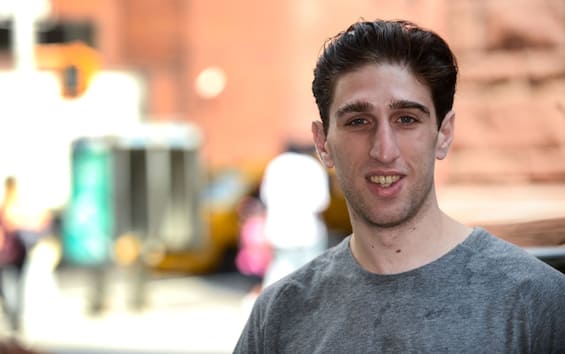 Buddy Duress, co-star di Robert Pattinson in Good Time, è morto a 38 ...