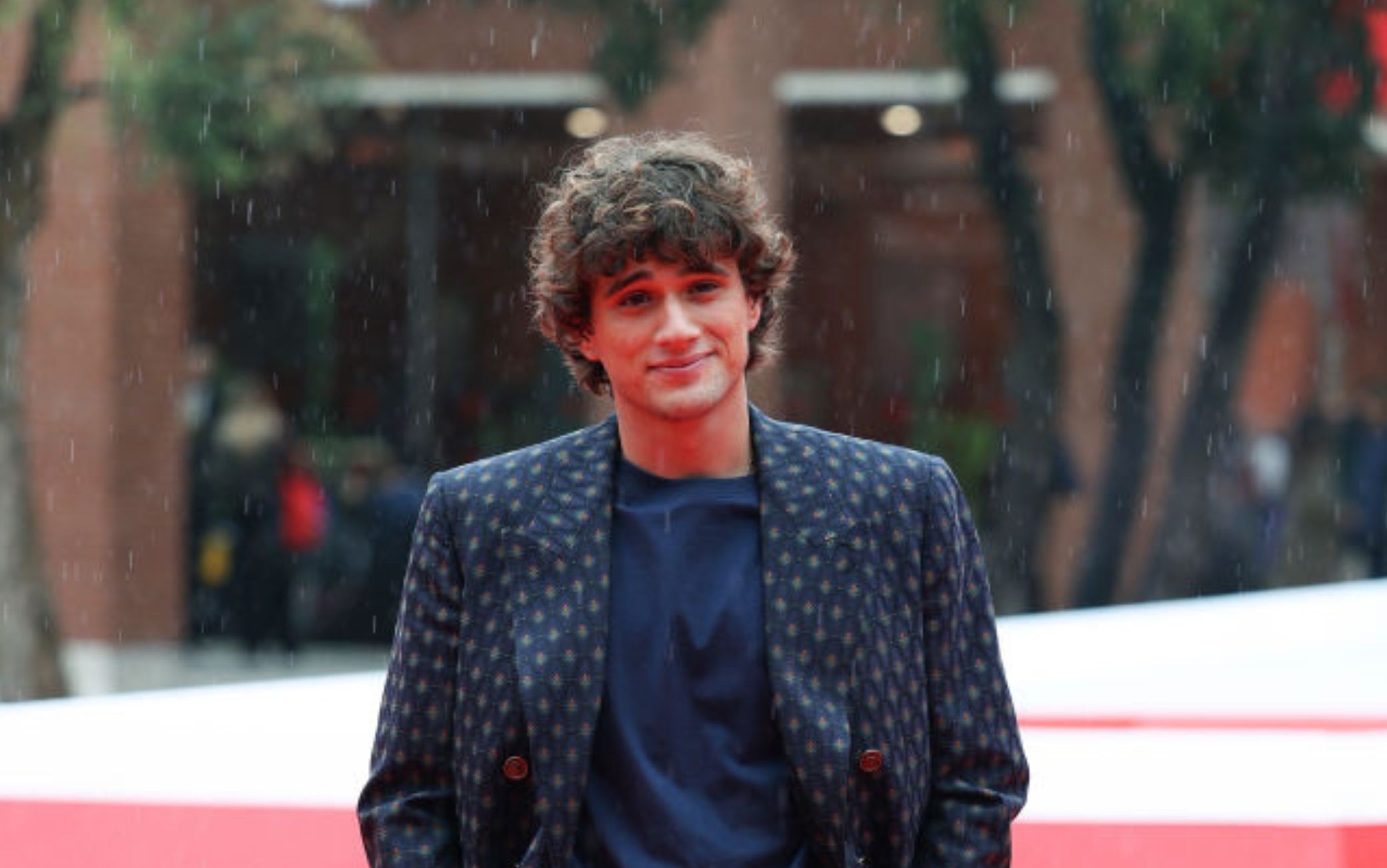 Che Dio ci aiuti 8, chi è Tommaso Donadoni che interpreta Pietro | Sky TG24