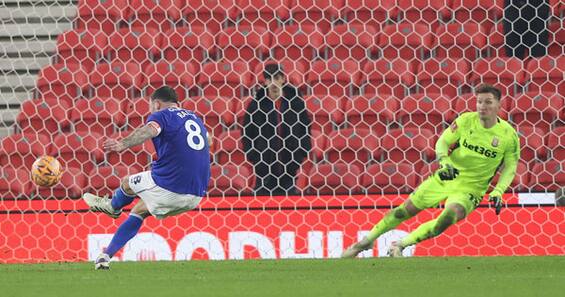 Calci di rigore, proposto all'Ifab il 'one shot': cos'è e cosa cambia ...