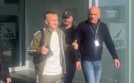 Roma, Angelino ha effettuato le visite mediche: attesa la firma. Le ... Roma, Angelino ha effettuato le visite mediche: attesa la firma. Le ...