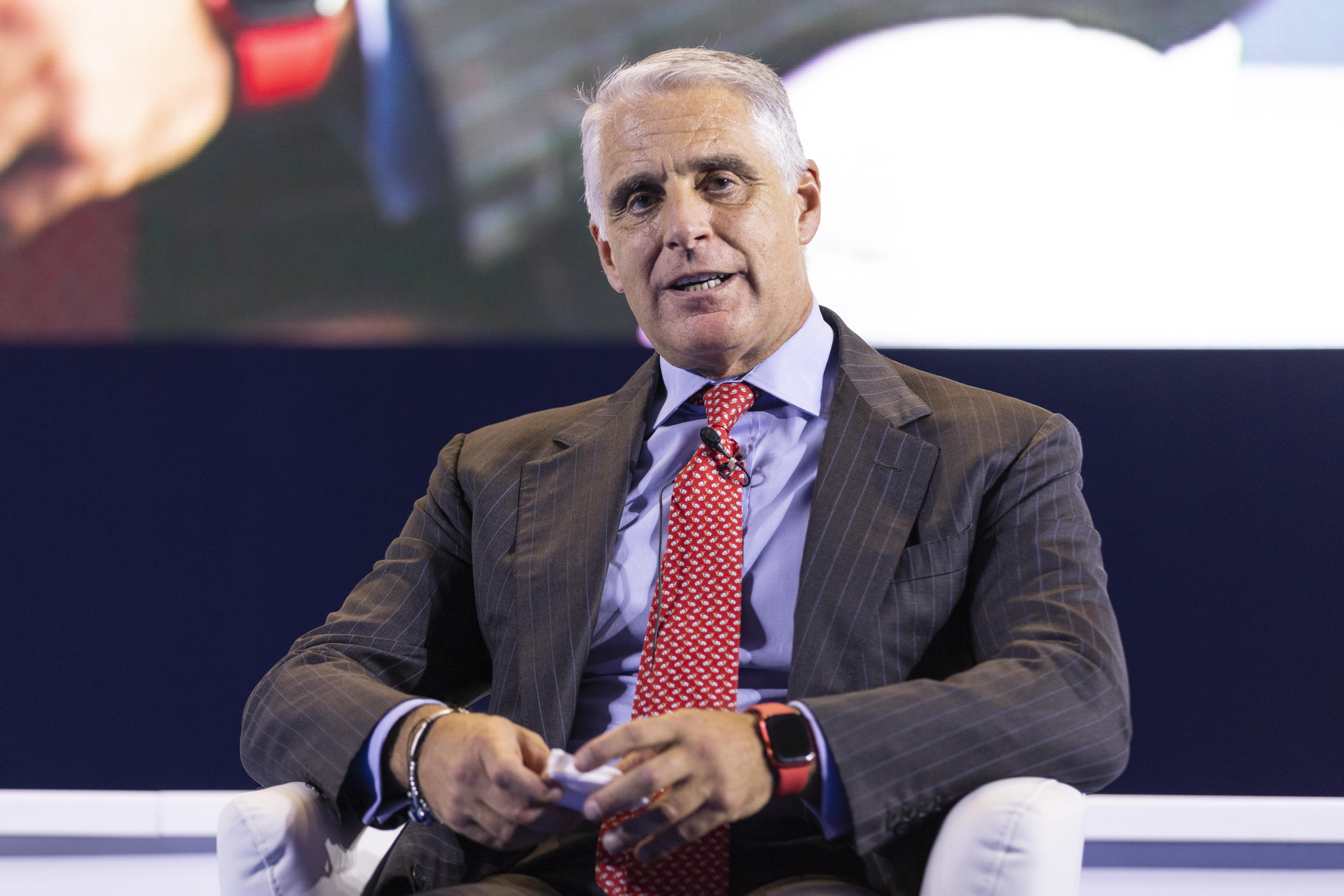 Banchieri più pagati, nei primi cinque c'è Andrea Orcel di Unicredit ...