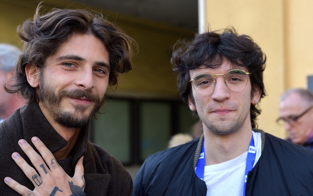 Sanremo 2024, I Santi Francesi con L'amore in bocca: da X Factor al ...