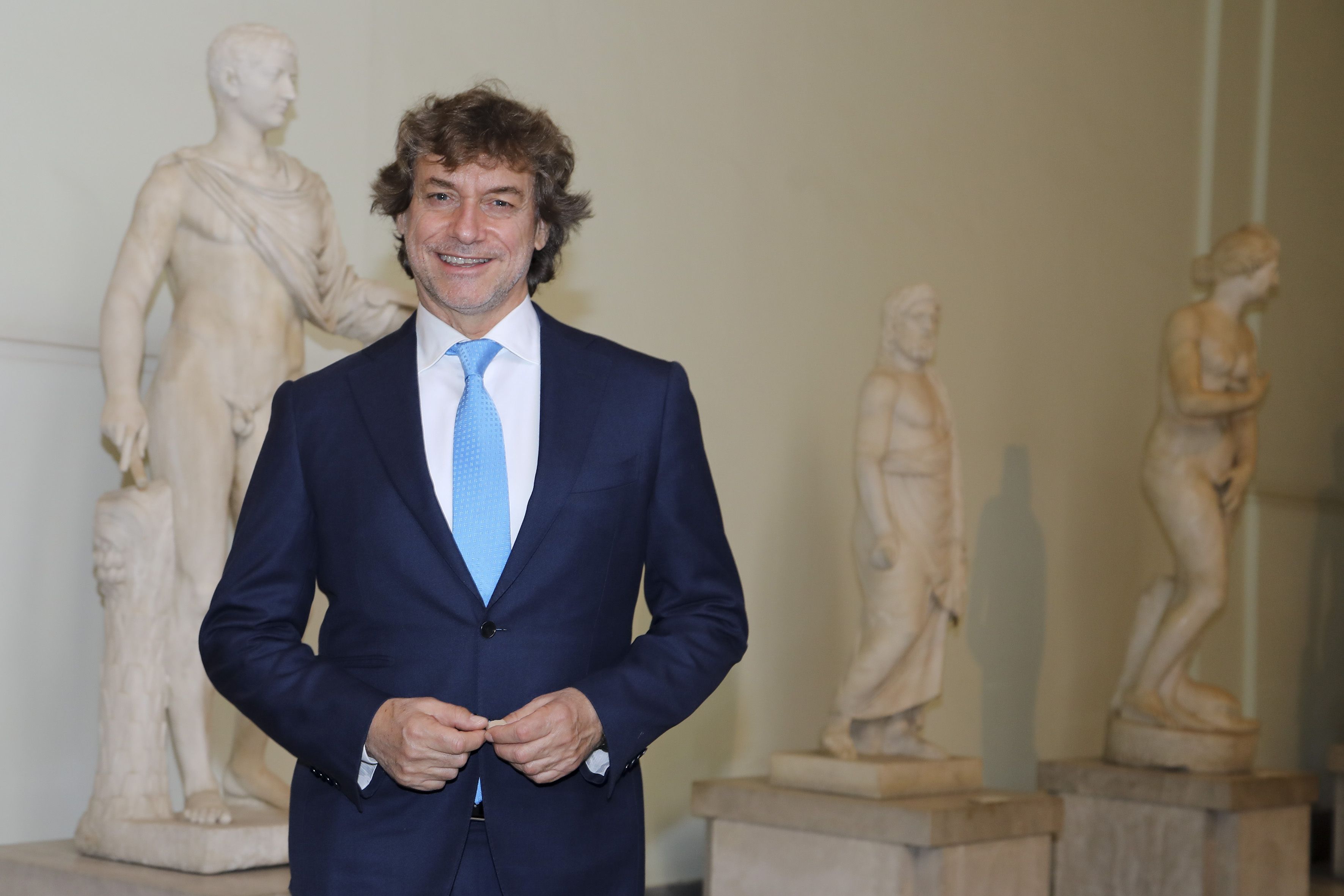 Alberto Angela al Festival di Sanremo, il divulgatore figlio di Piero ...