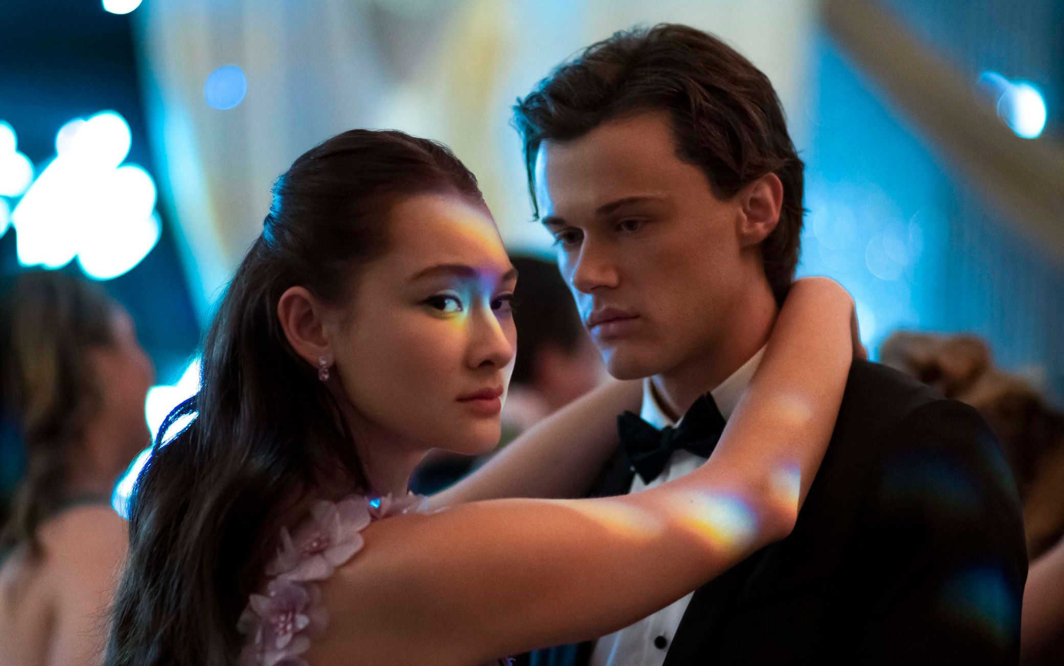 L'estate nei tuoi occhi 3, chi è Christopher Briney l'attore che ...