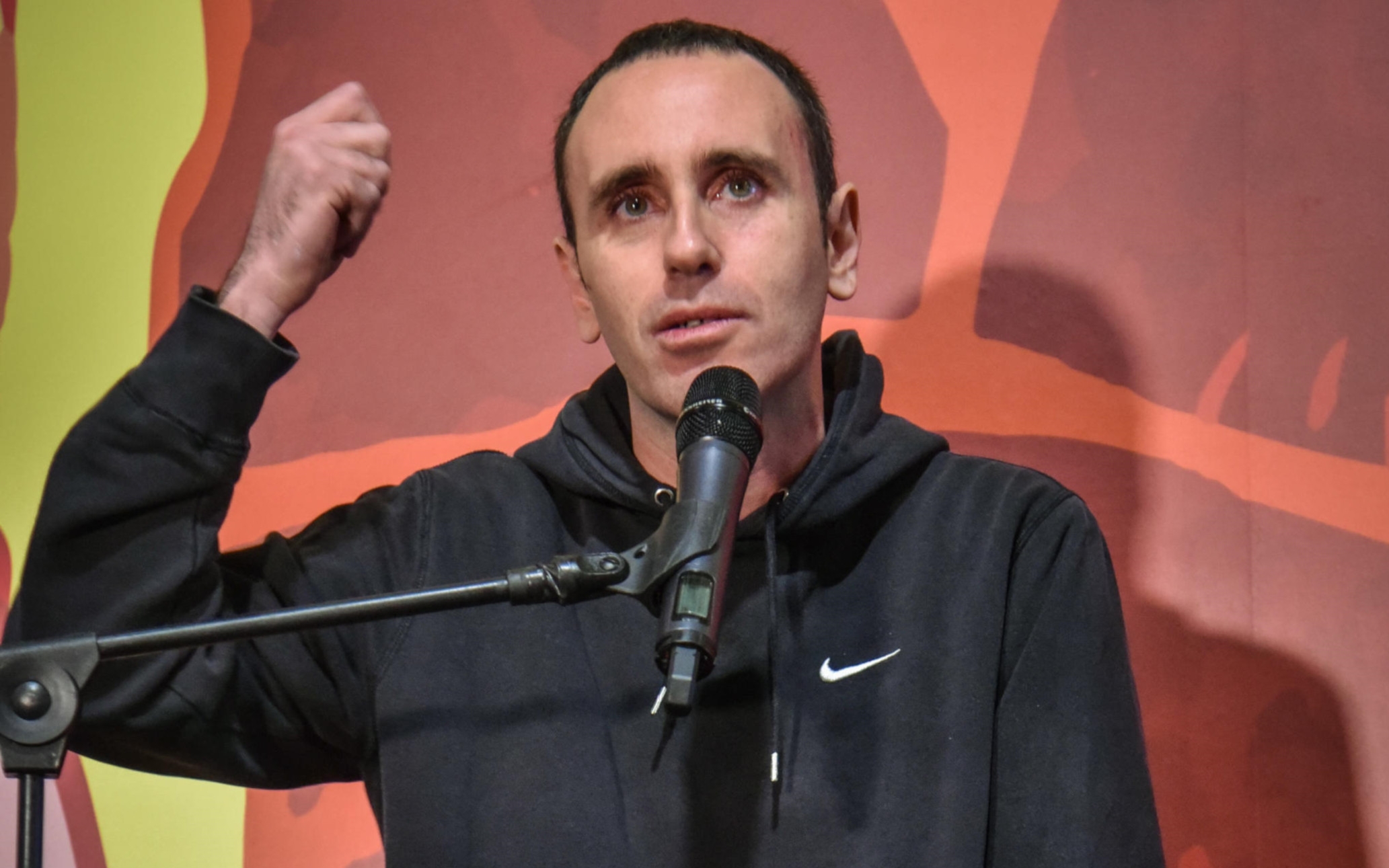 Zerocalcare, presenta Quando muori resta a me, ultimo fumetto sul padre Zerocalcare | Sky TG24