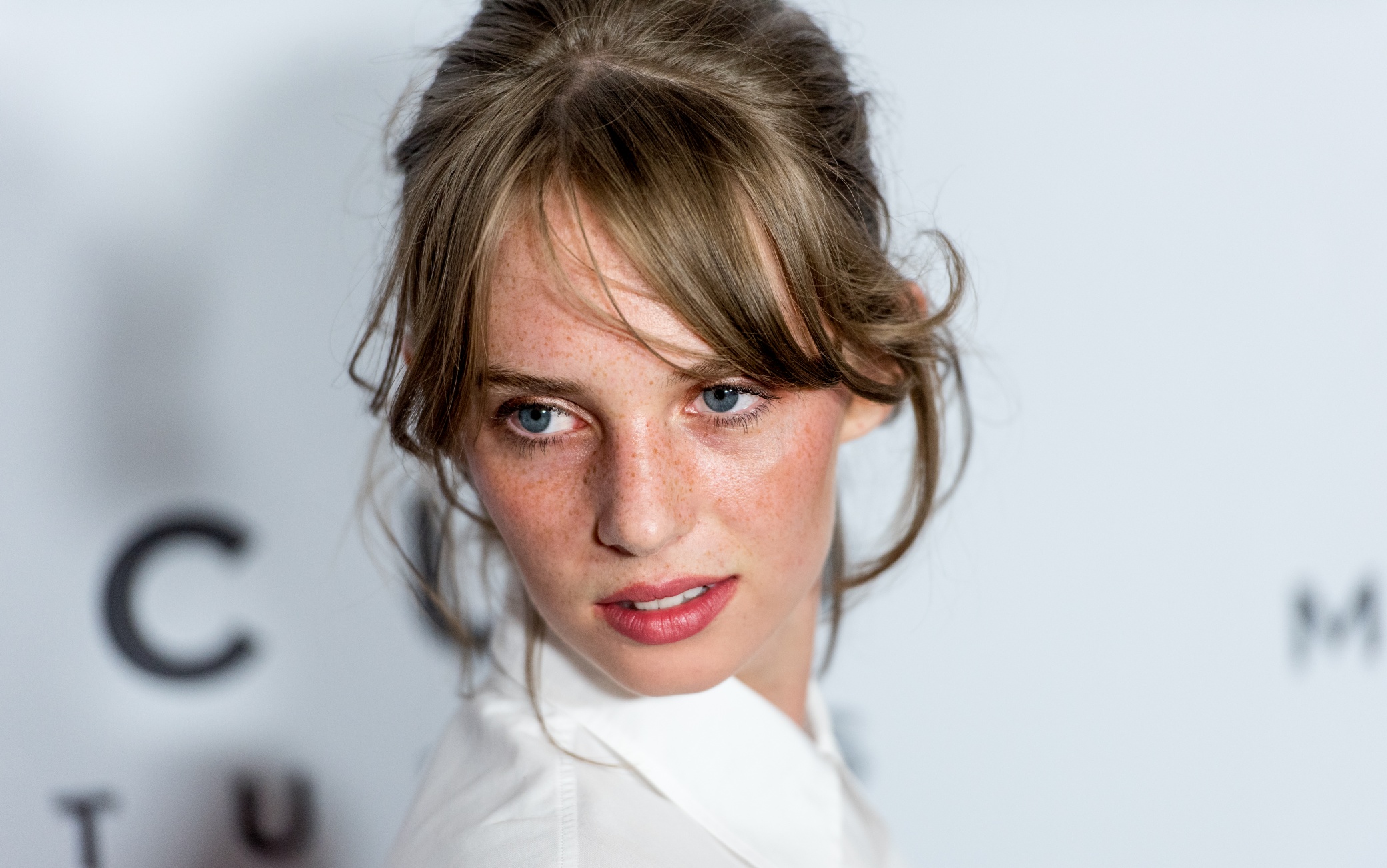 Esce Moss di Maya Hawke: le tappe della carriera della star di Stranger ...