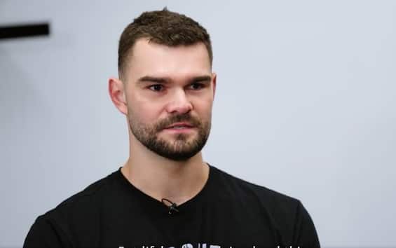 NBA, l’ex Atlanta Isaac Humphries fa coming out in Australia: 'Sono gay ...