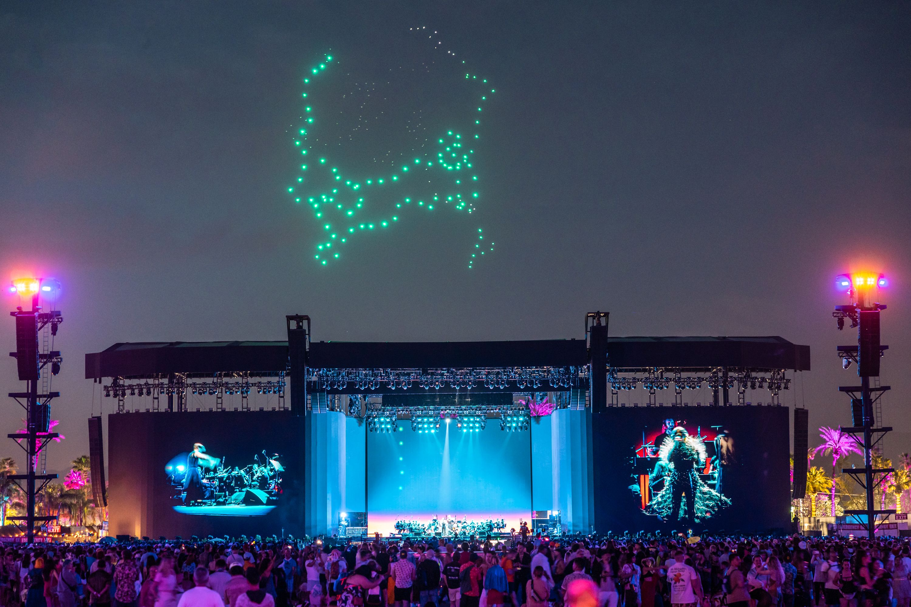 Sul palco del Coachella sale Zendaya (per la prima volta in sette anni ...