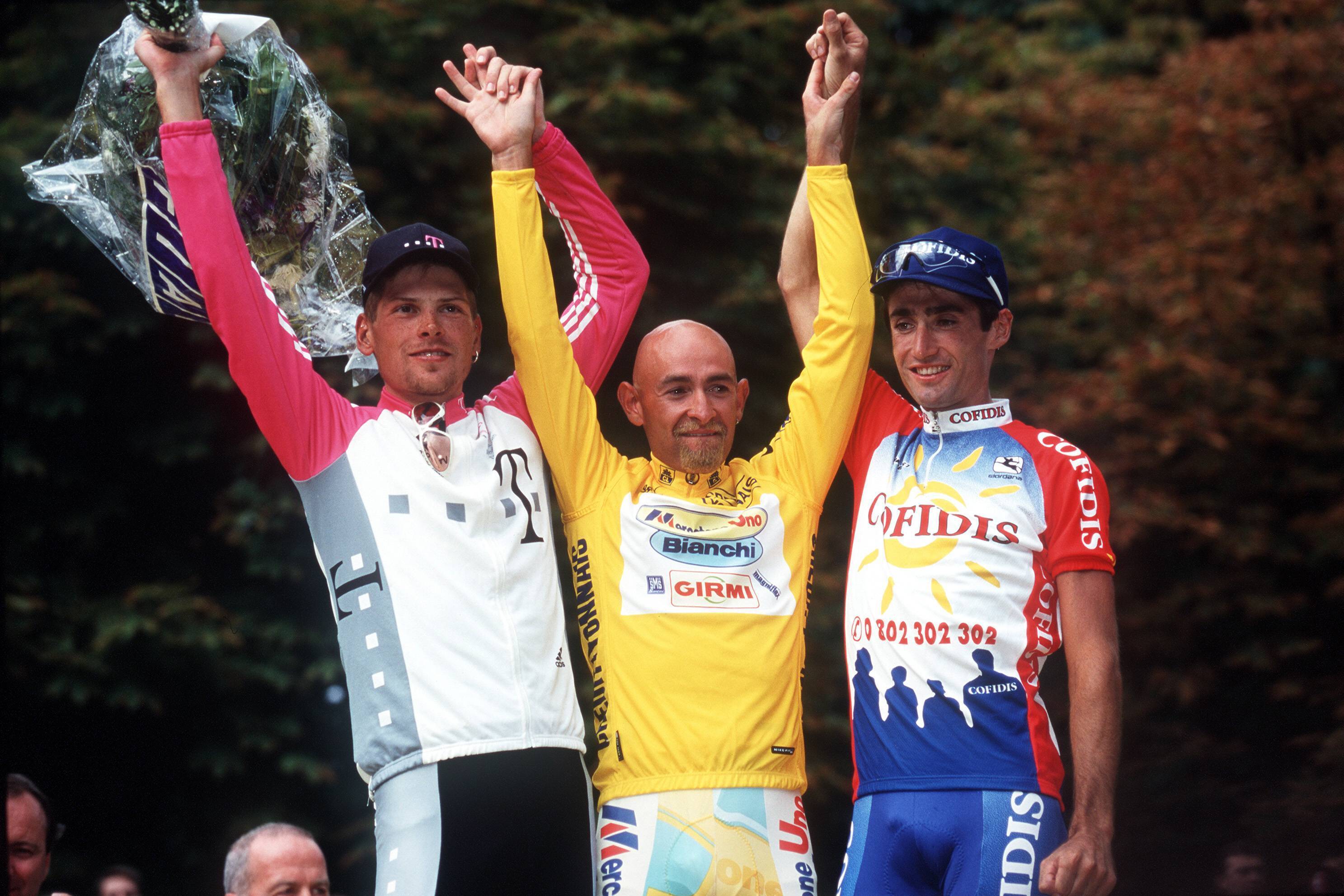 Marco Pantani, 20 anni fa la morte del ciclista romagnolo. FOTO | Sky TG24
