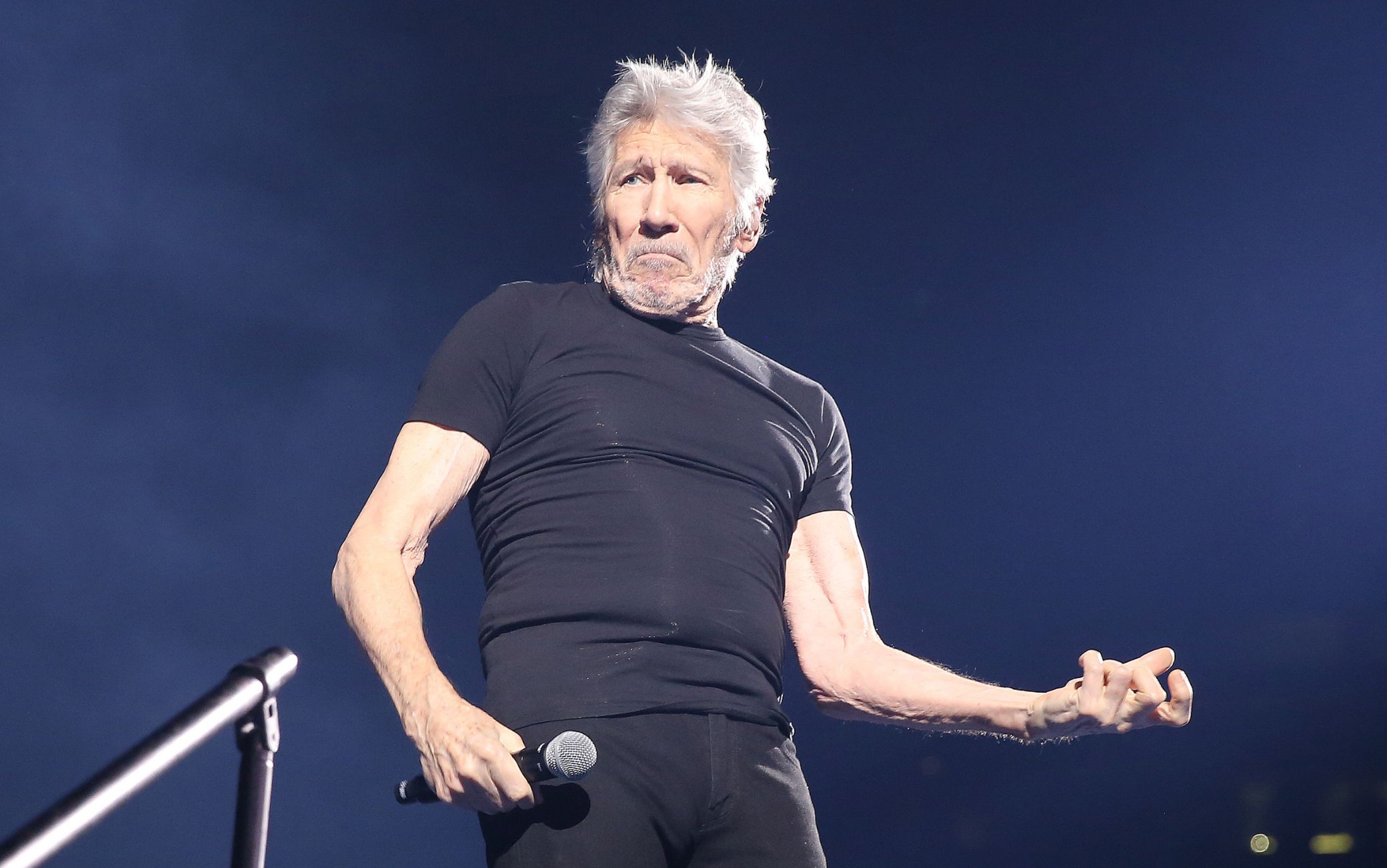 Roger Waters, in diretta al cinema il suo concerto di Praga. Ecco il ...