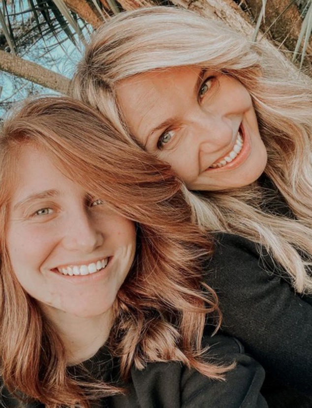 Chi è Chiara Capitta, figlia di Lorella Cuccarini e capitana della Roma ...