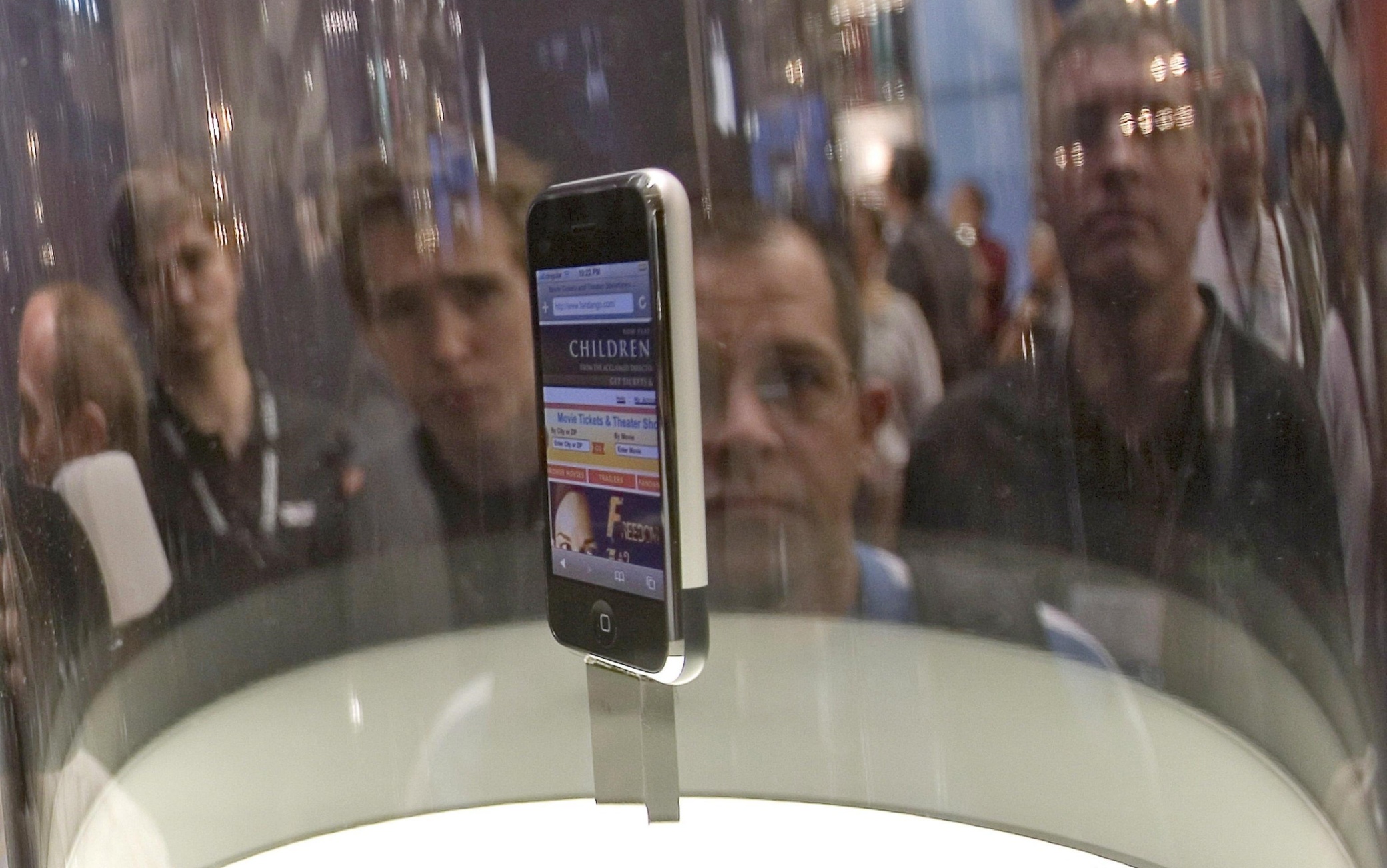 Apple, 15 anni fa il primo iPhone sul mercato negli Usa: tutti i ...