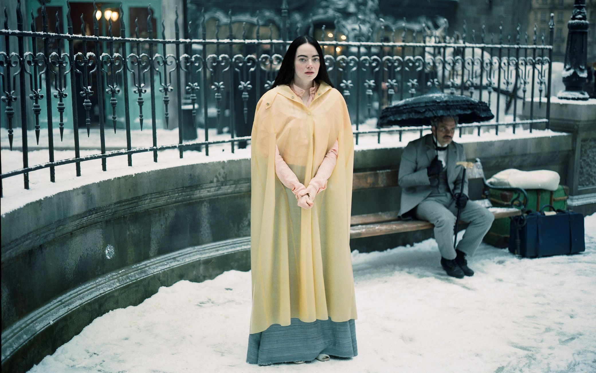 Povere Creature! Il senso del film raccontato attraverso i costumi di ...