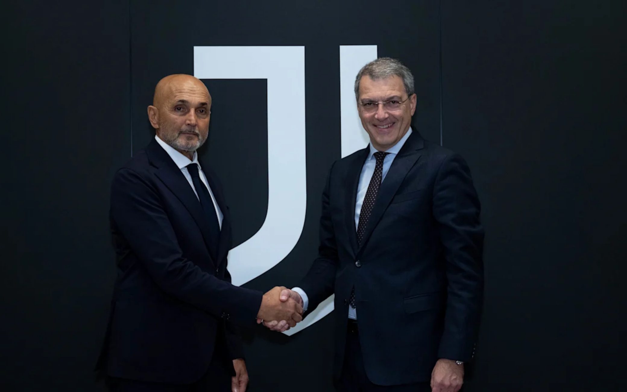 Spalletti alla Juventus: le foto del primo giorno alla Continassa e il ...